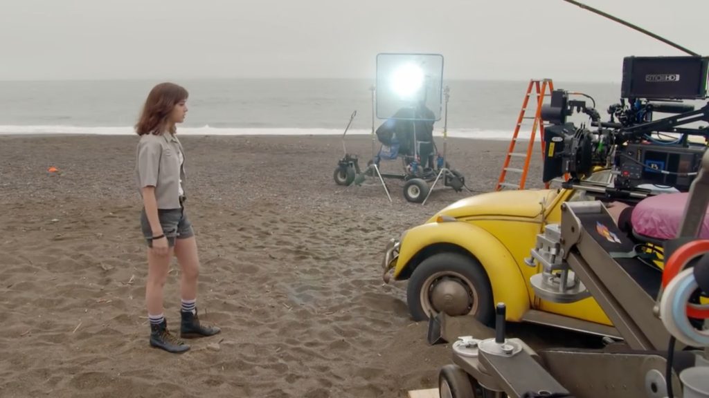 ‘Bumblebee’ Review: Emotional Rollercoaster, Great Cinematography and ...