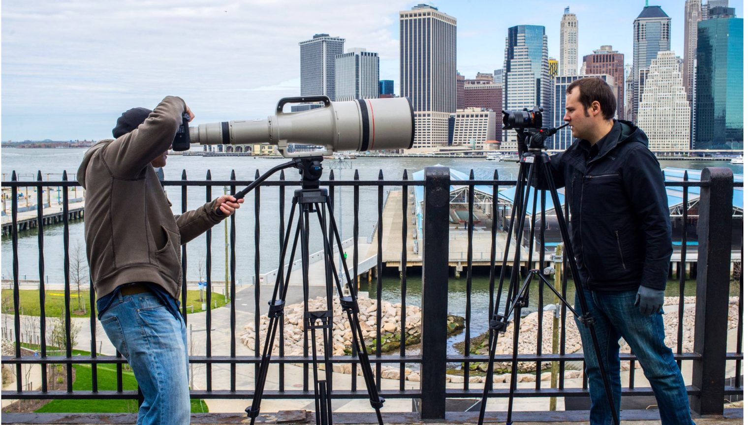 The World’s Longest AF Lens is for Sale (Original price: $90,000): Meet ...