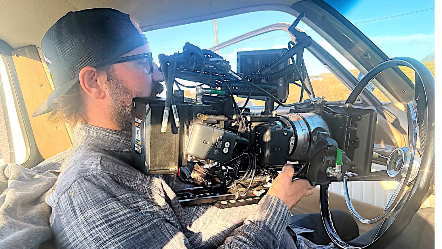 The Creator: An IMAX Movie Shot Entirely on the Sony FX3 - Y.M.Cinema ...