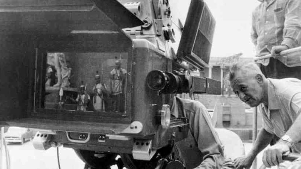 Panavision X2 Anamorphic 50mm B-Series Auto-Panatar Lens: For Sale on ...