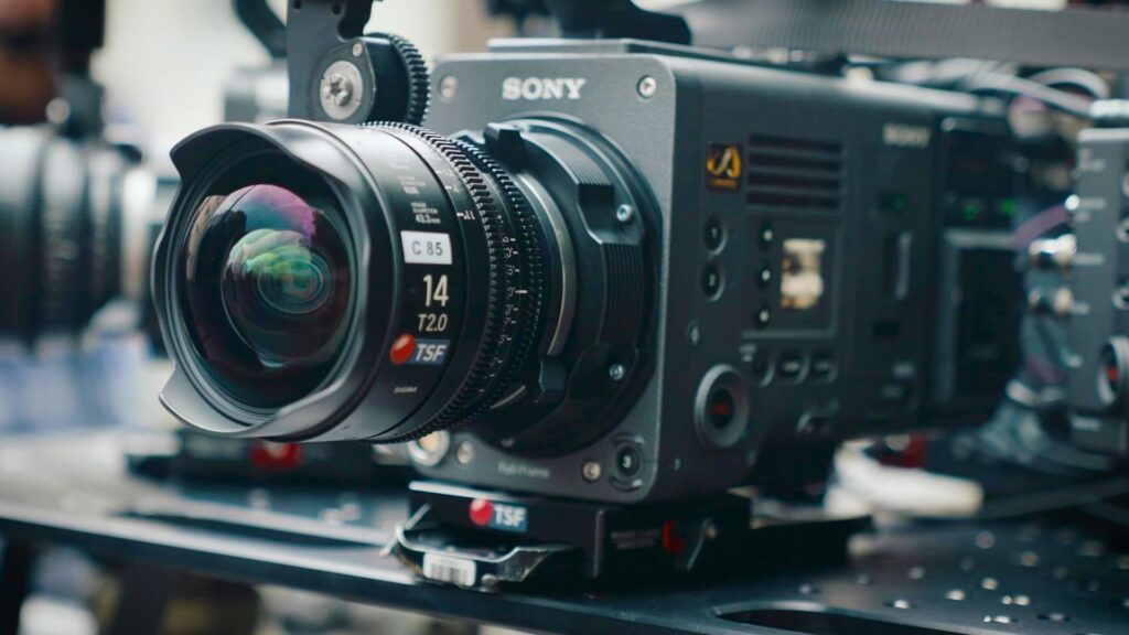 Shooting Plates: Multiple Cinema Cameras, or Ultra Wide Lens? - Y.M ...
