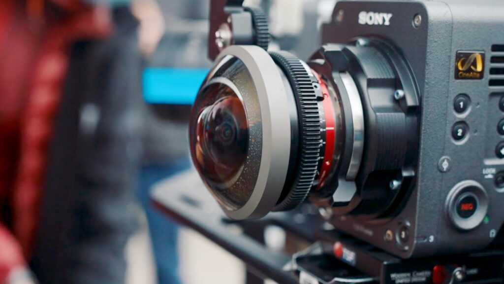 Shooting Plates: Multiple Cinema Cameras, or Ultra Wide Lens? - Y.M ...